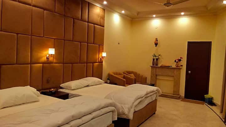 Expo Lodges Hotel - Lahore