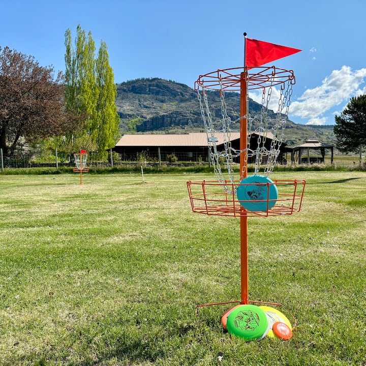 Countryside Two House Retreat - Hot Tubs & Games - Wannacut Lake, Oroville