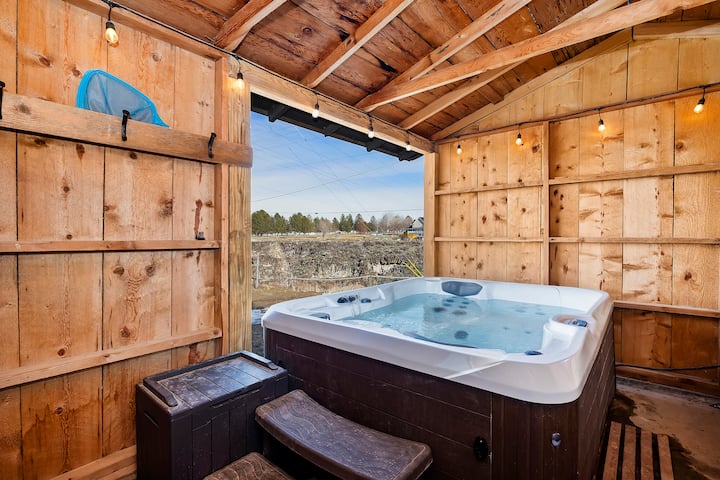 Rock Creek Canyon | 1br, Hot Tub, Sauna, Fire Pit - Twin Falls, ID