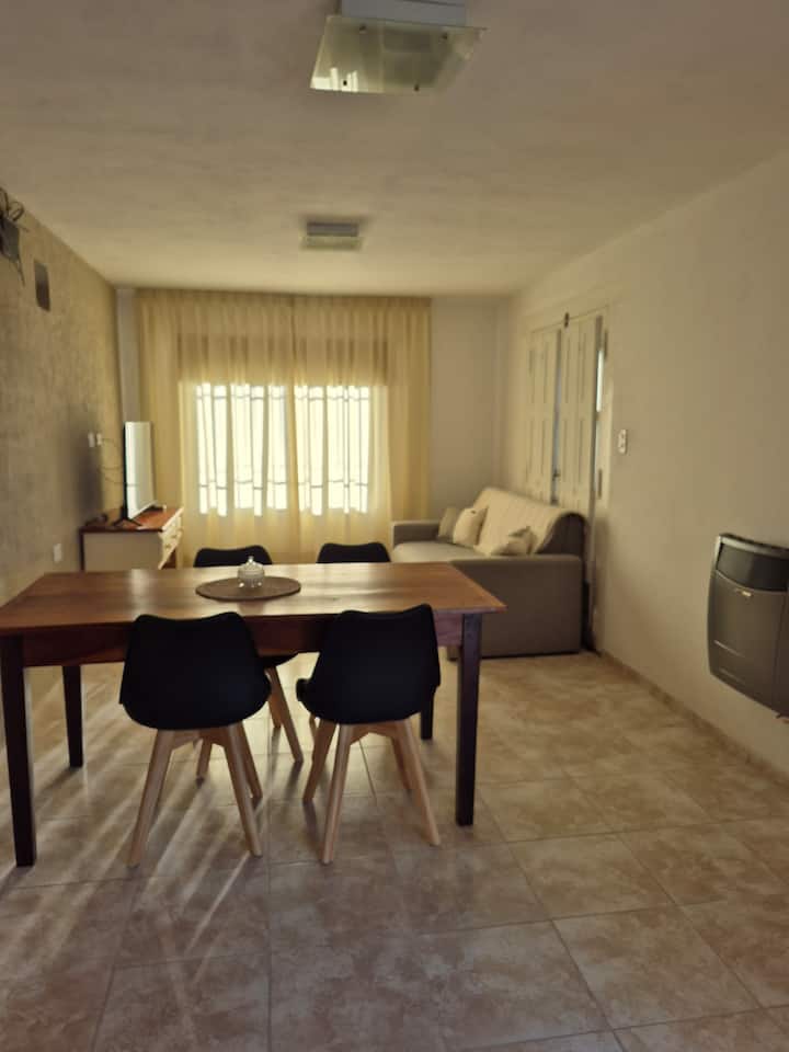Departamento Nuevo, Cómodo, Luminoso, Con Balcón - Arroyito