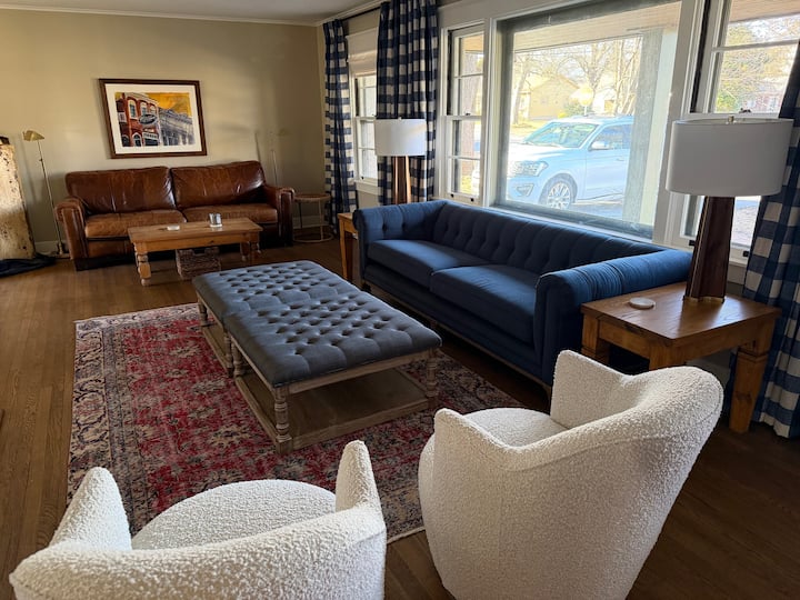 Kings Cottage Quiet St Close To Downtown/wow/msu - Springfield, MO