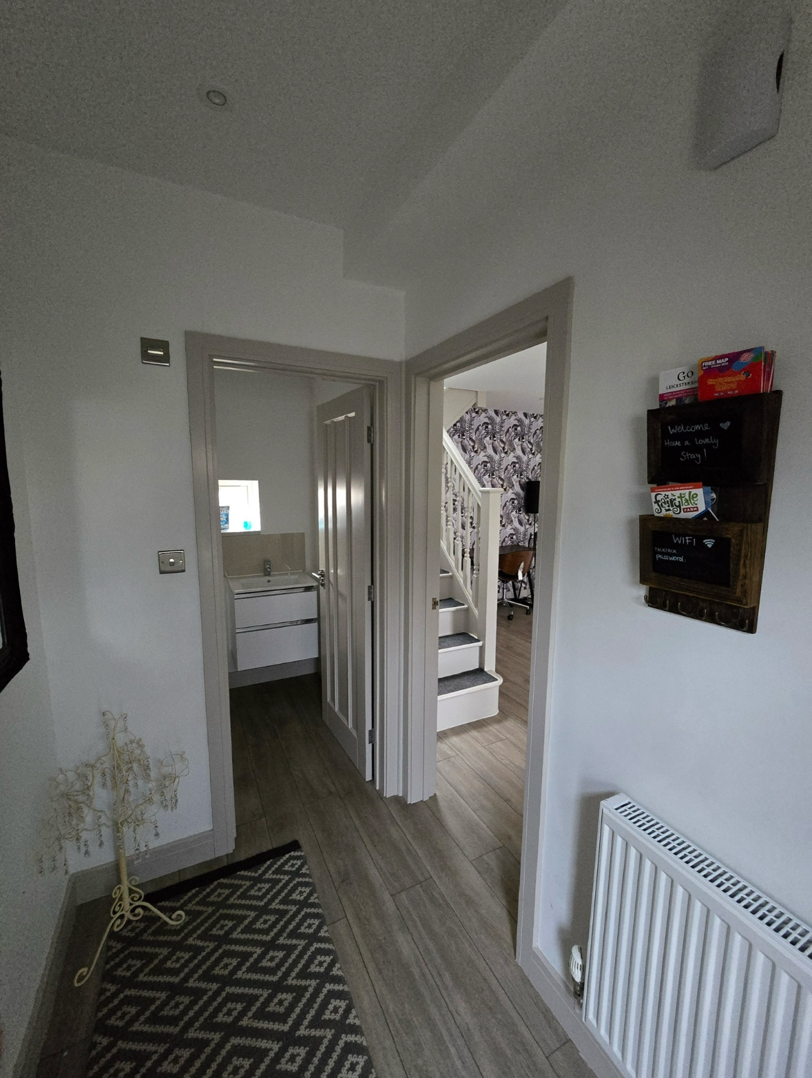 Moderna casa privada de 2 camas - Estacionamiento gratuito - Casas en ...