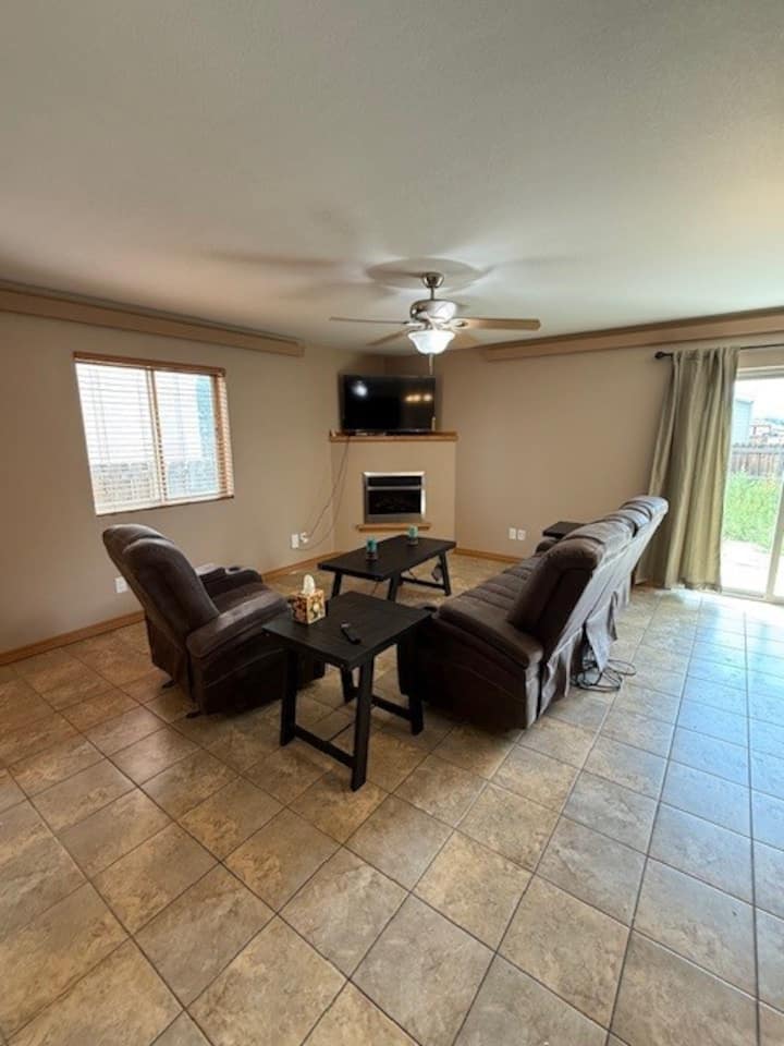 Cowboys Casa - Laramie, WY