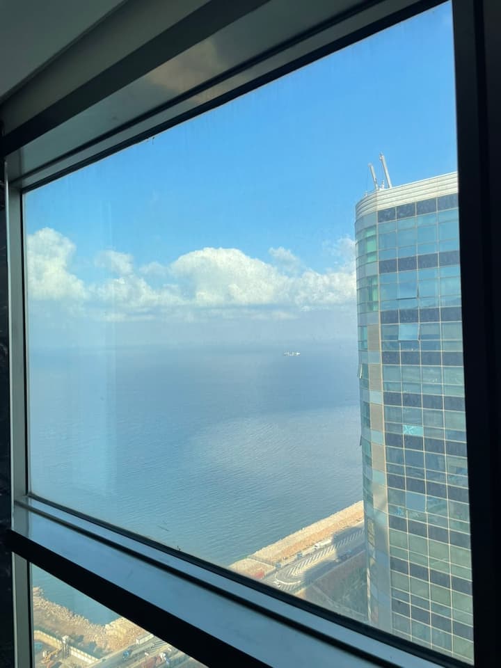 Appartement Luxueux Au 28 Eme Etage Vue Sur Mer - Oran