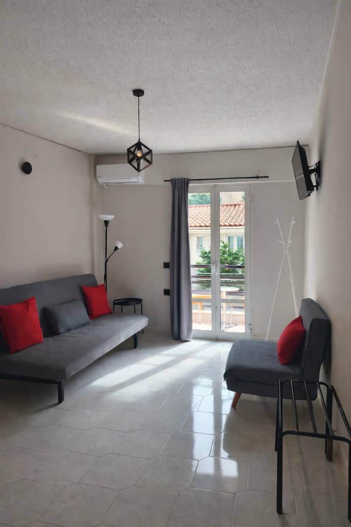 "Alexana" Apartment (100m From The Center) - Kefalonia