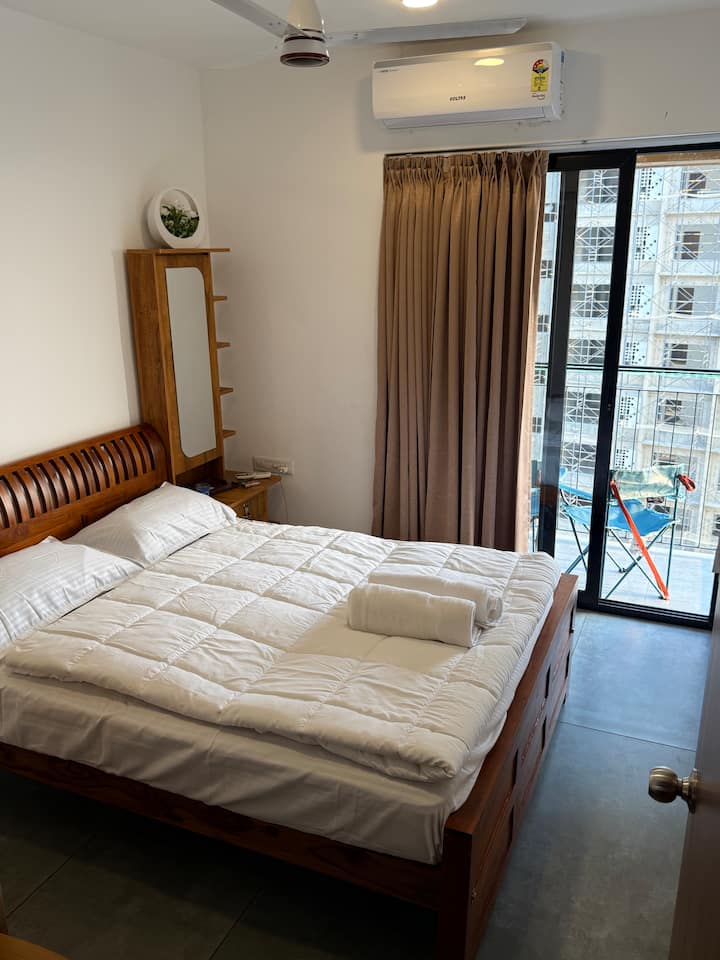 21st Floor Luxury 2bhk | Ac Living | City Views - Cochin