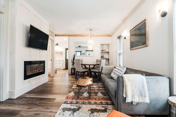 Updated Cottage, Near Ski/lake, Pet Friendly - Boyne City, MI