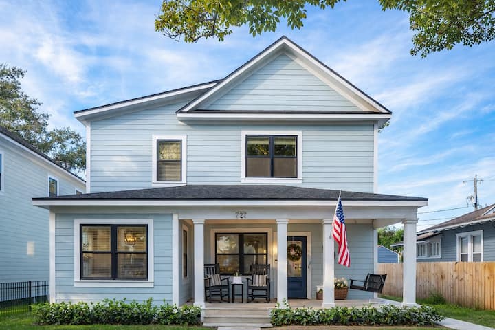 Three Little Birds | Historic Luxury Retreat - Lakeland, FL