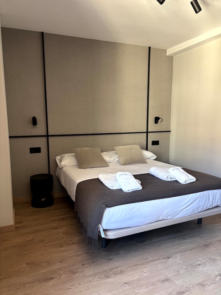 Ando Boutique - Estudio Doble - Salamanca, España