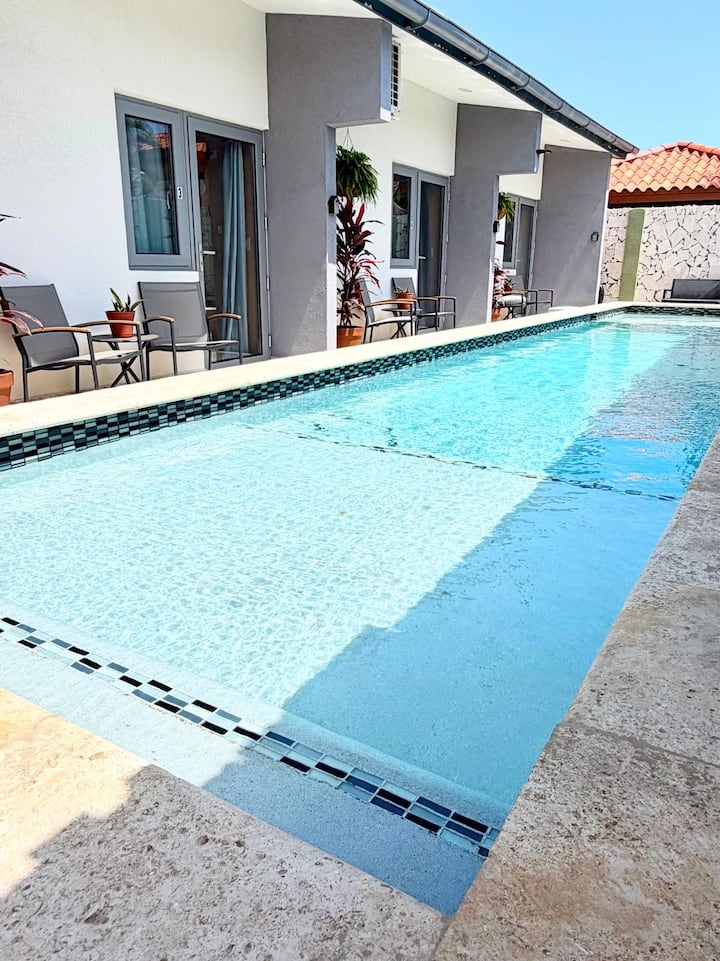 Boutique Poolside Apt Near Beach - Aruba