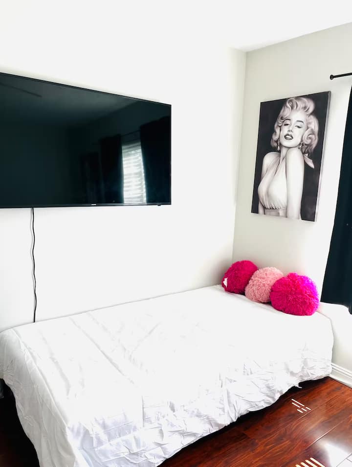 Cozy Home | Great Location + Comfort - Chino Hills, CA