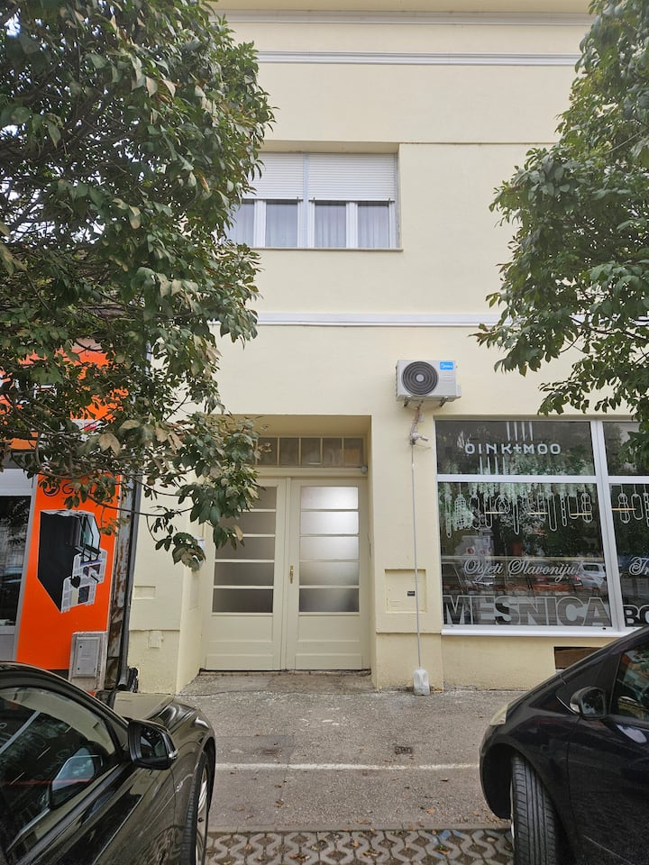 Fully Renewed Apartment In The Centar Of Vinkovci. - Vinkovci