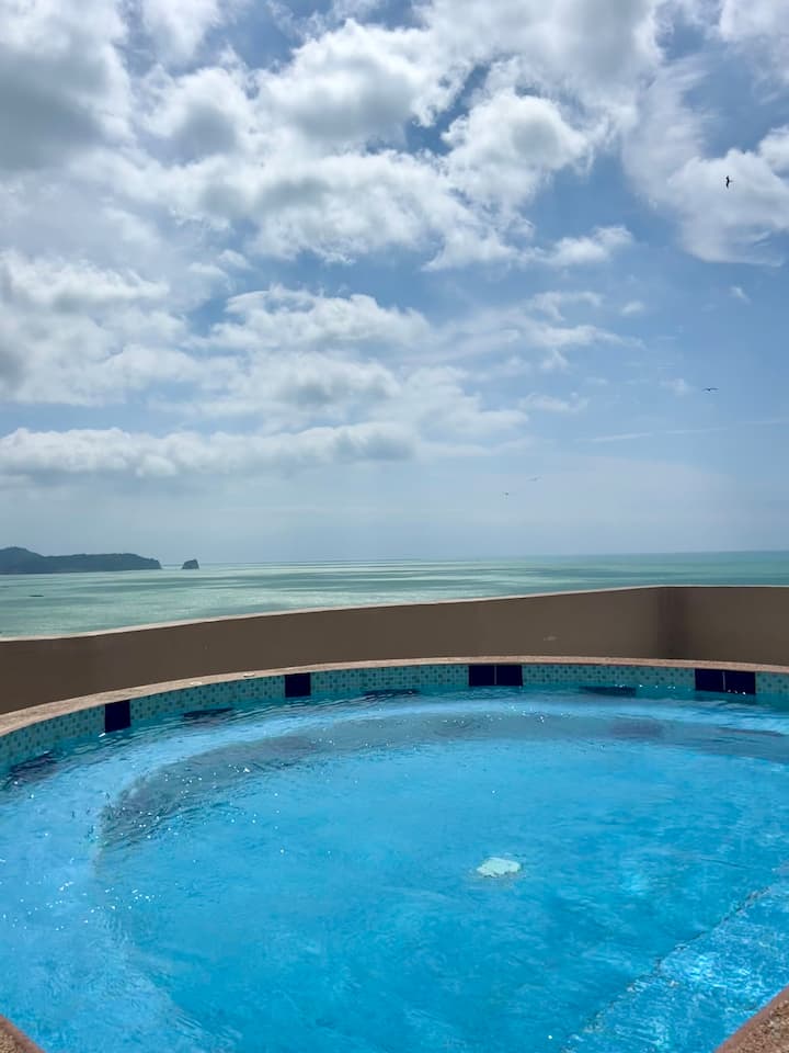 Acogedora Suite Y Jacuzzi Con Vista Al Mar - Atacames