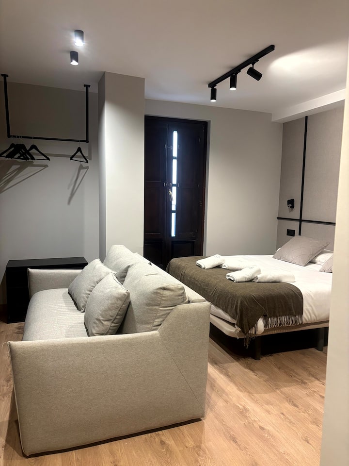 Ando Boutique - Estudio Cuádruple - Salamanca