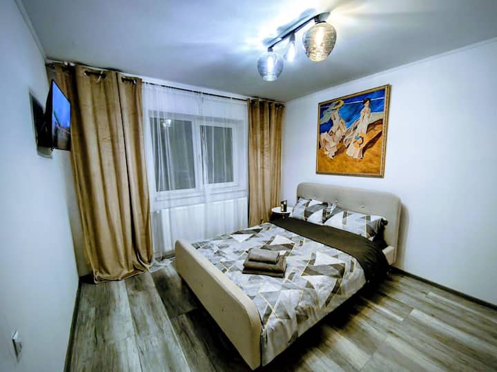 Modern Studio Afi Arad - Arad