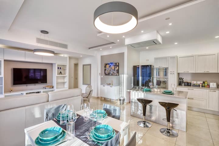 Eden Apartment Mellieha - Malta