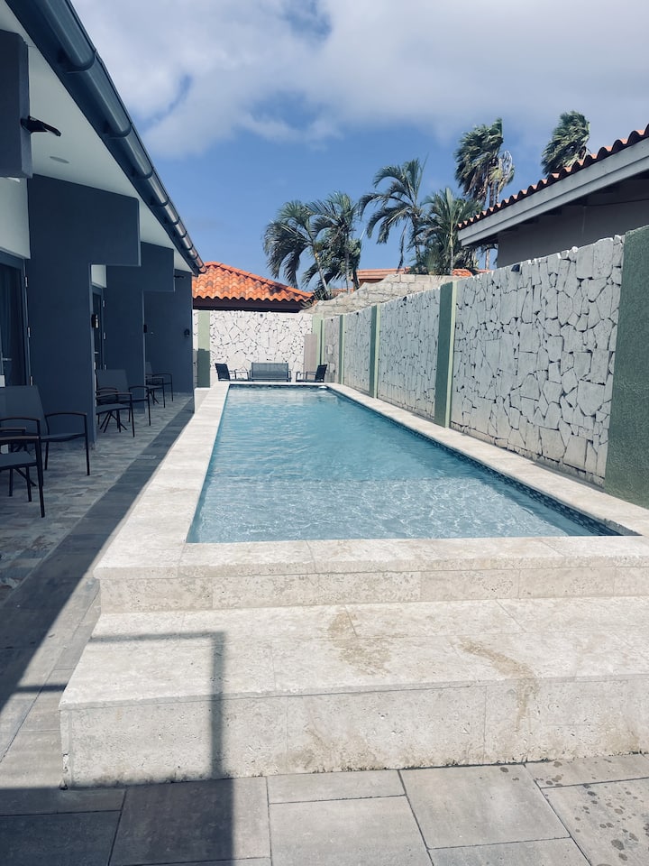 Sealevel Apt 4,luxury Apartment 5 Min To The Beach - 荷屬阿魯巴