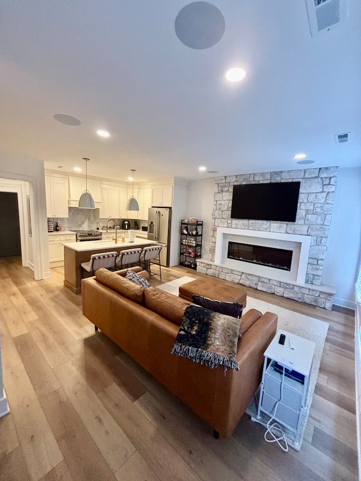 Tuscan Suite - Waynesville, OH