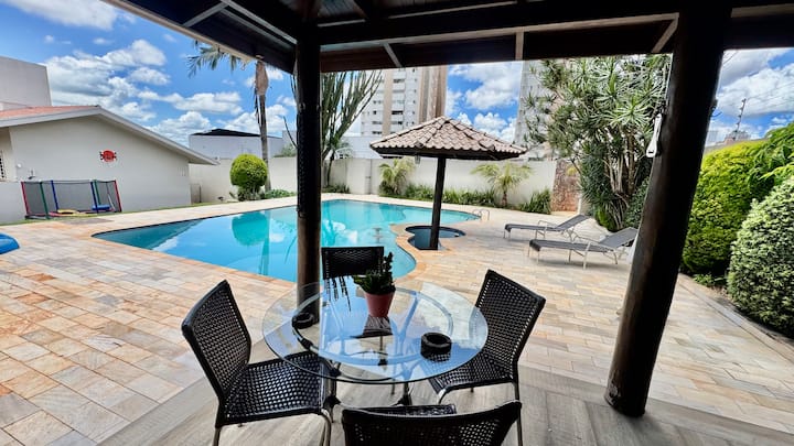 Sobrado Com Piscina 4 Quartos Show Rural - Cascavel