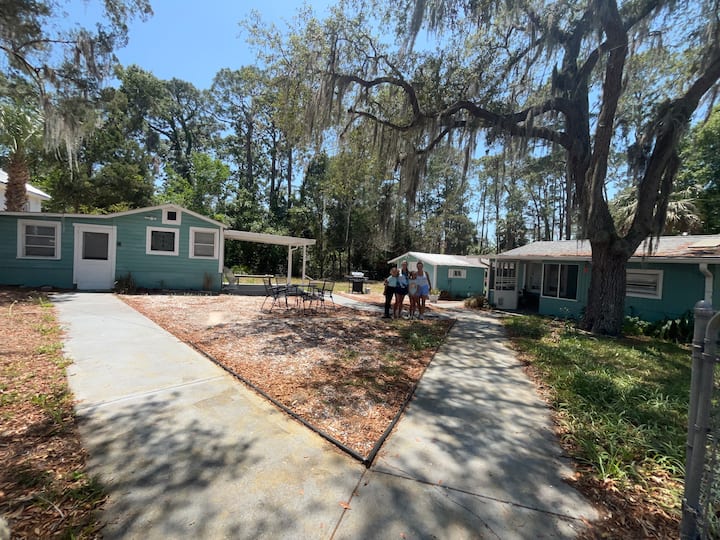 The Old Florida Hideaway - Hernando Beach, FL