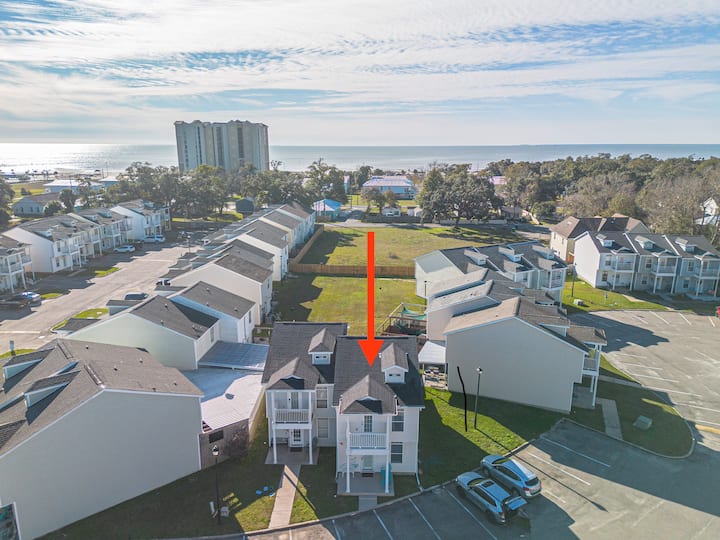 Two King Suites - Pool - Short Walk To The Beach - Mississippi Aquarium, Gulfport