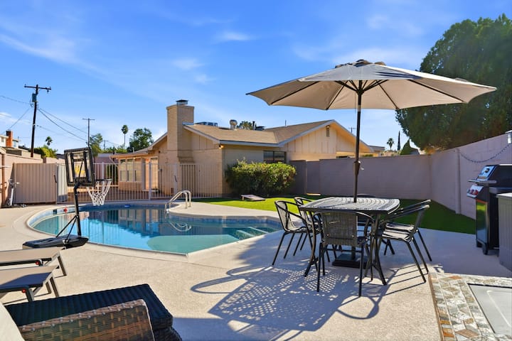Cozy Family Home - Tucson, AZ