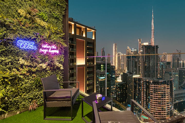 High Rise Premium 2br Apt, Ps5, Burj Khalifa View. - Dubái