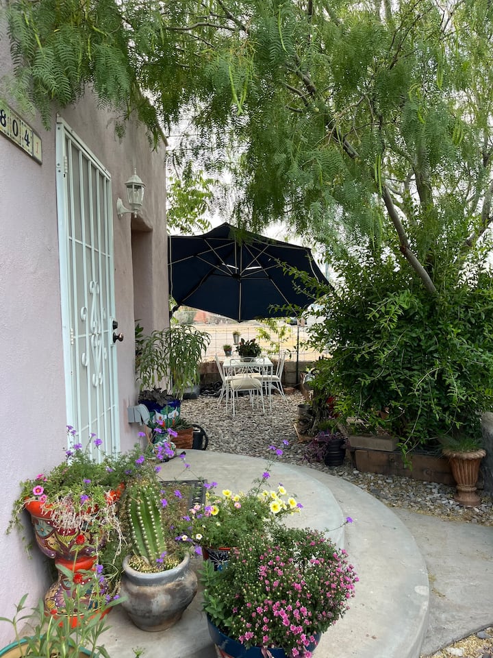 La Villa Rosa Casita - Las Cruces, NM