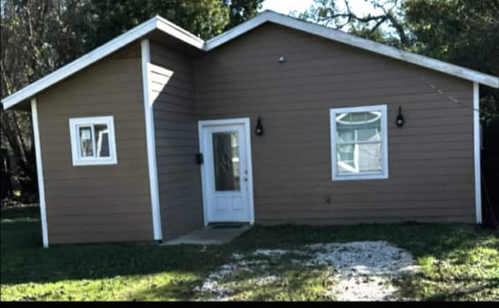 Your Home Away From Home | Cozy & Clean. - Port Arthur, TX