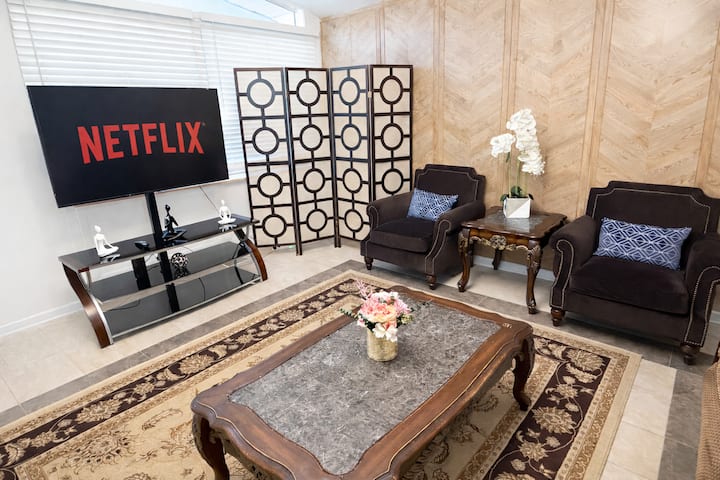 Cozy 3br Home | Near O’hare & Highways - Deerfield, IL