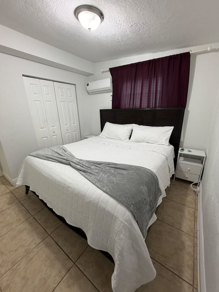 Villa Coconut - North Miami, FL