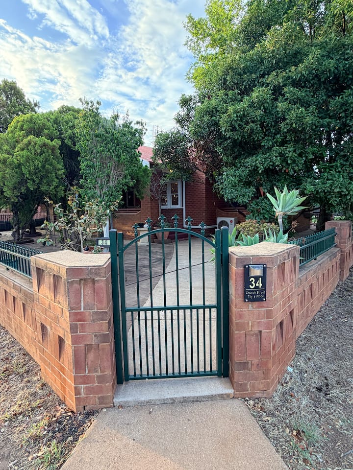 Tily's Place - パークス