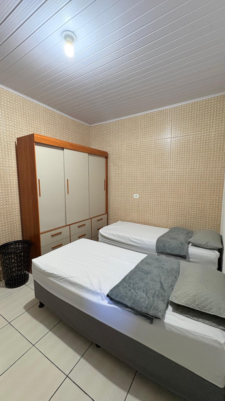 Alugo Casa Inteira - Caieiras