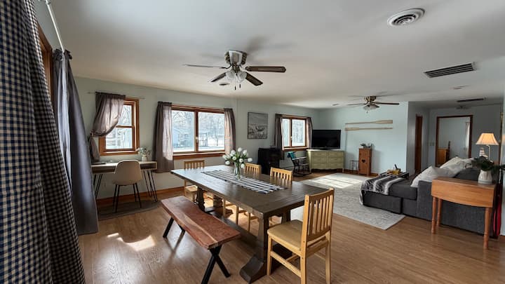 Lakehouse Cottage - Fishing, Fun, And Sun - Kendall, NY