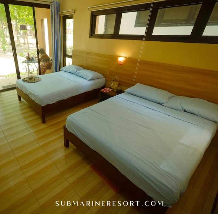 Unwind By The Sea At Submarine Beach Resort - Lobo