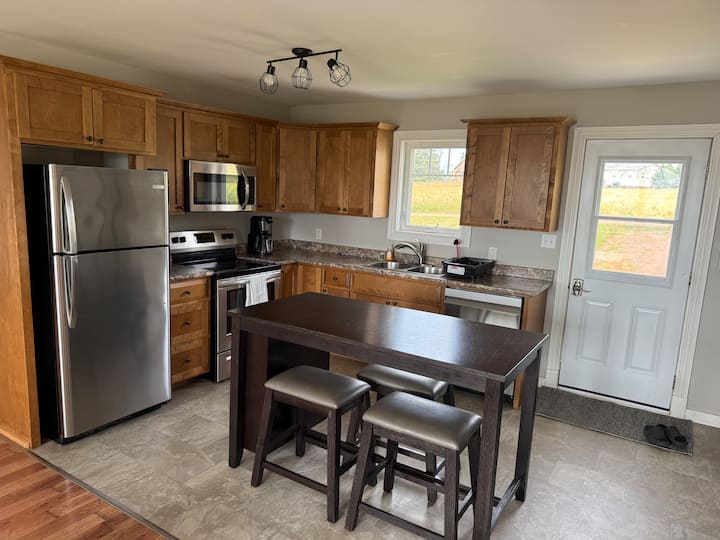 Seawood Serenity Getaway - Cavendish