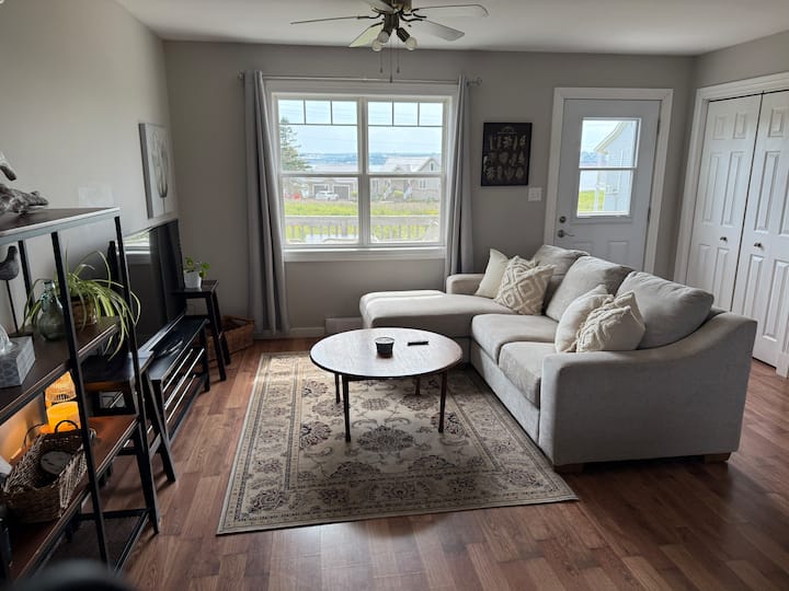 Seawood Serenity Getaway - Cavendish