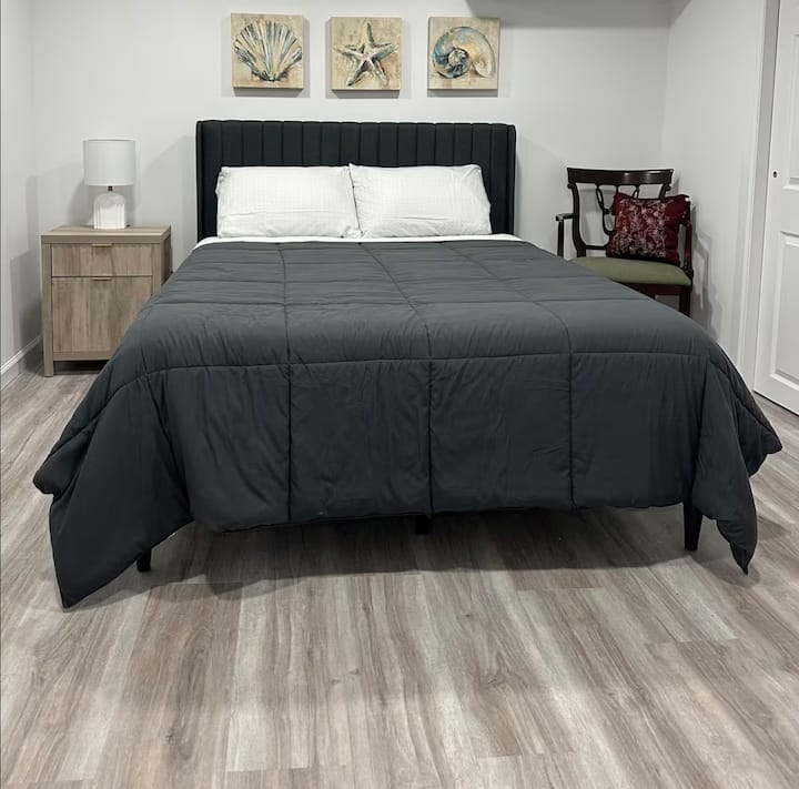 The Comfy Escape Apartment - White Post Farms of Melville