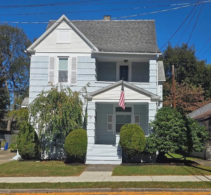 Quiet, Homey Apartment Near Downtown And Uhs - Binghamton, NY