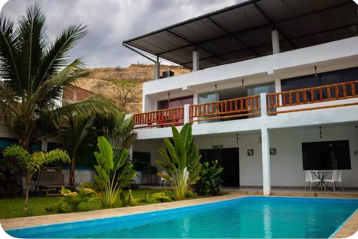 Casa En El Balneario Exclusivo De Punta Sal - Perú