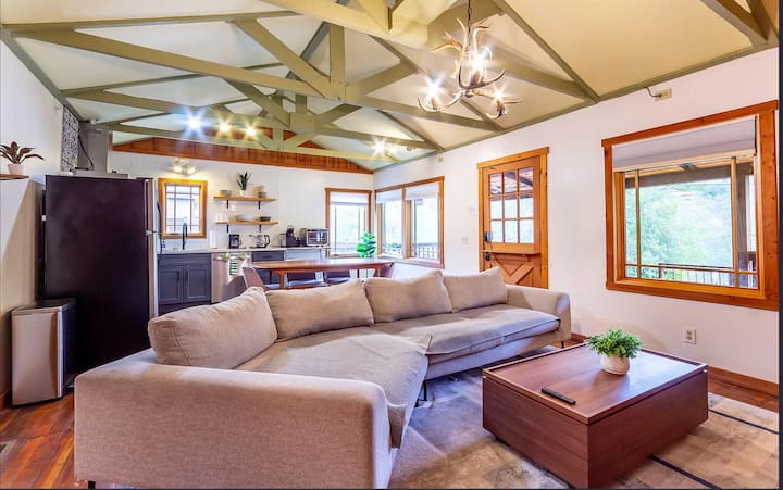 Private Riverfront Cabin With Spa Next To Sequoia - Three Rivers, CA