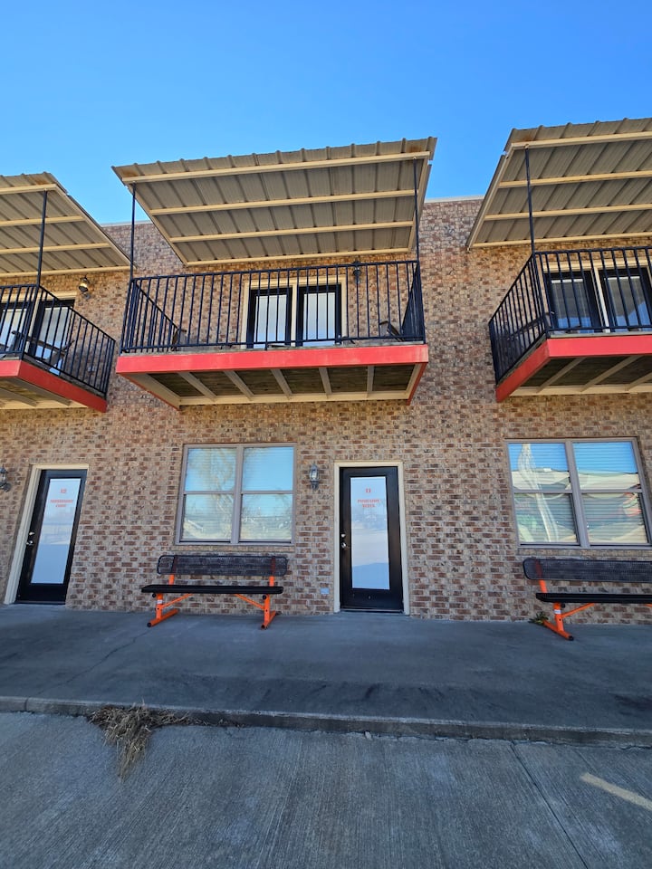 Poolside Villa - Eufaula, OK