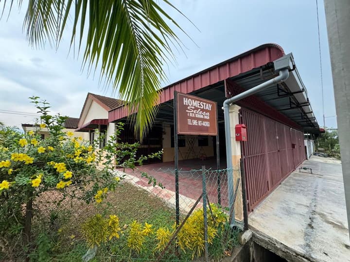 Homestay Selesa Di Gurun, Kedah. - Gurun