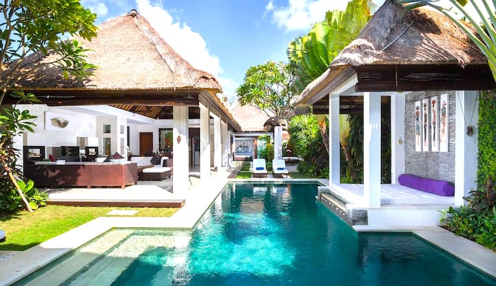 2 Br Villa Seminyak, Walk To The Beach - Indonesia