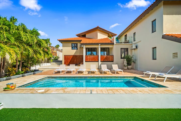 3br Modern Villa | Pool | Bbq | 5 Min Palm Beach - Aruba
