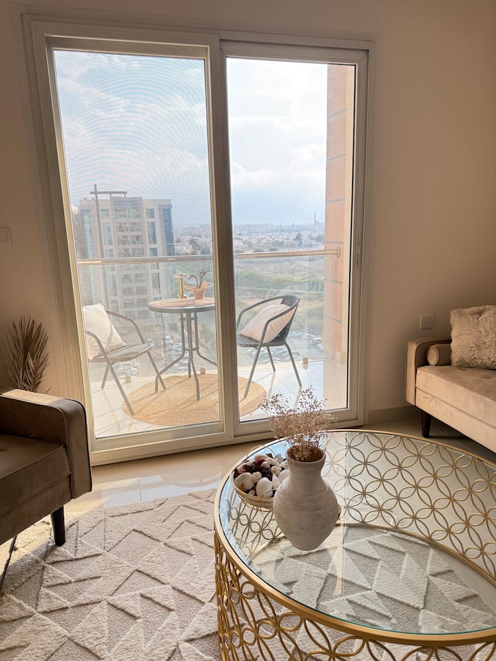 Beachfront 2br Near City | Pool, Gym & Balcony - Oman