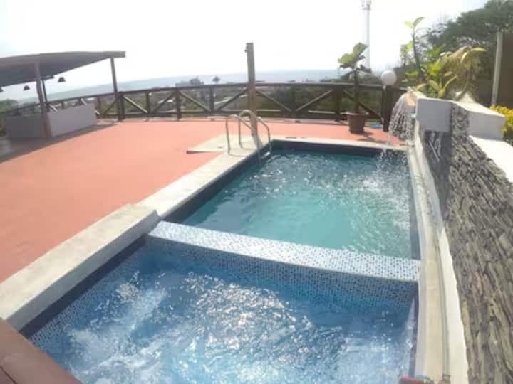 Casa Con Jardín Y Vistas Al Mar - Montanita