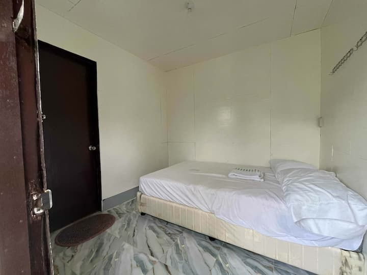 Sandrock Beach
Room 2 - Daanbantayan