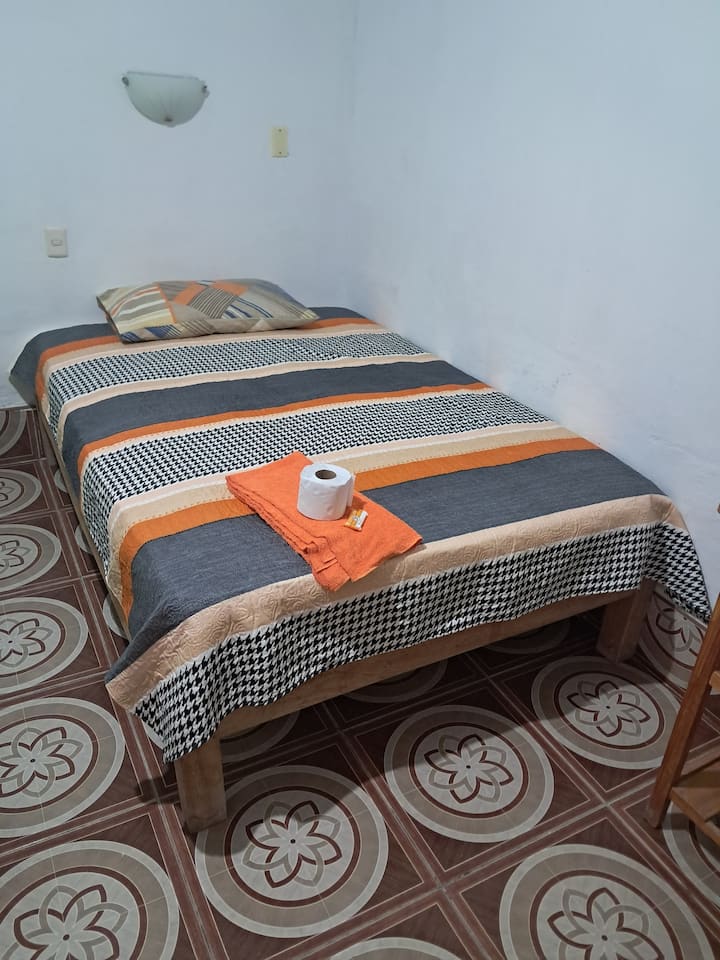 Habitación Matrimonial - Camaná