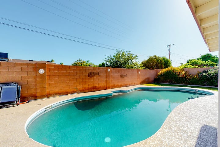 Retro 3br Dog Friendly | Private Pool | Patio - Paradise Valley, AZ